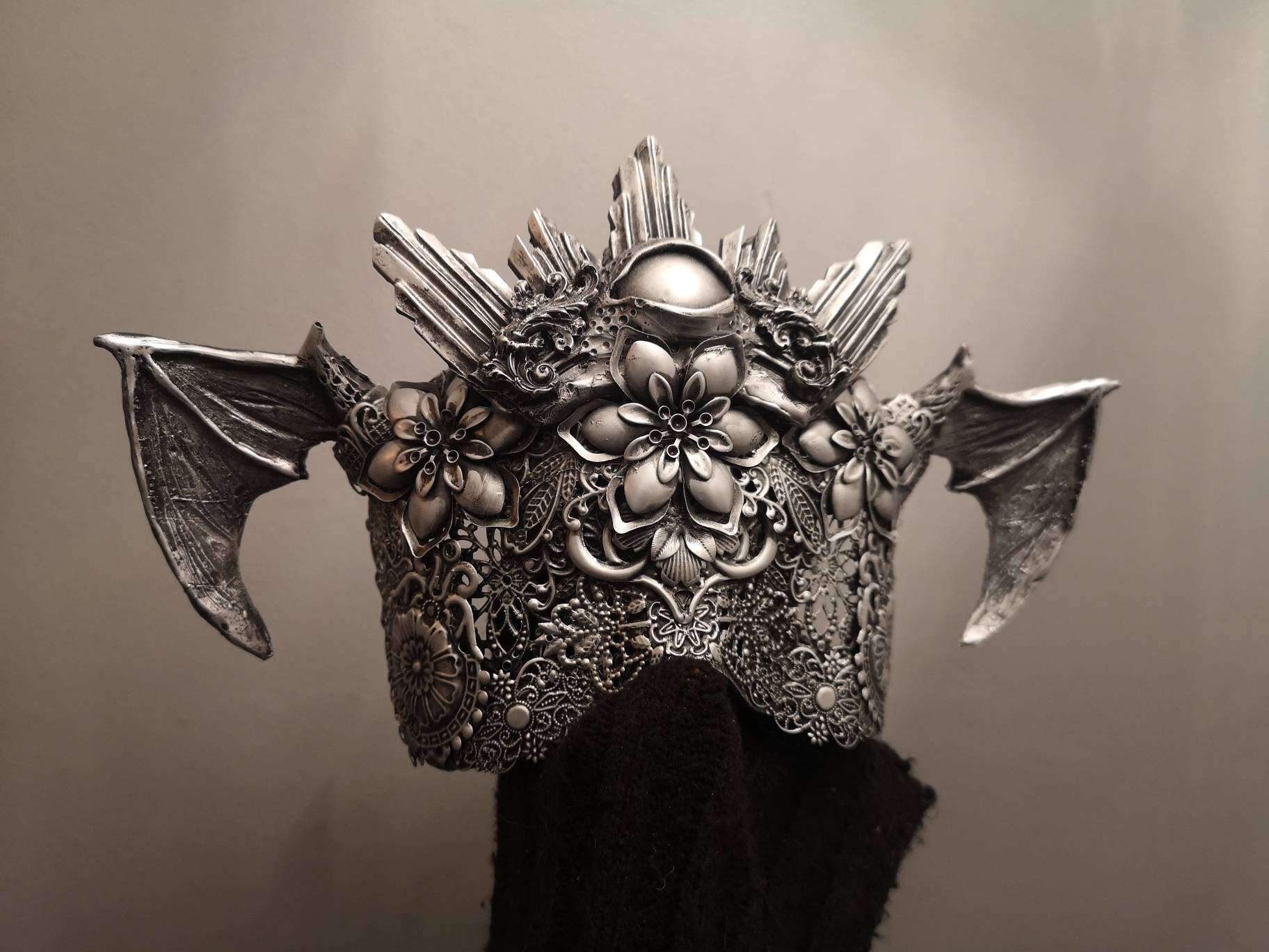 Beholder Blind Mask - Ready Made