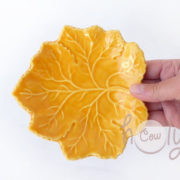 Ceramic Leaf Dish - Etsy