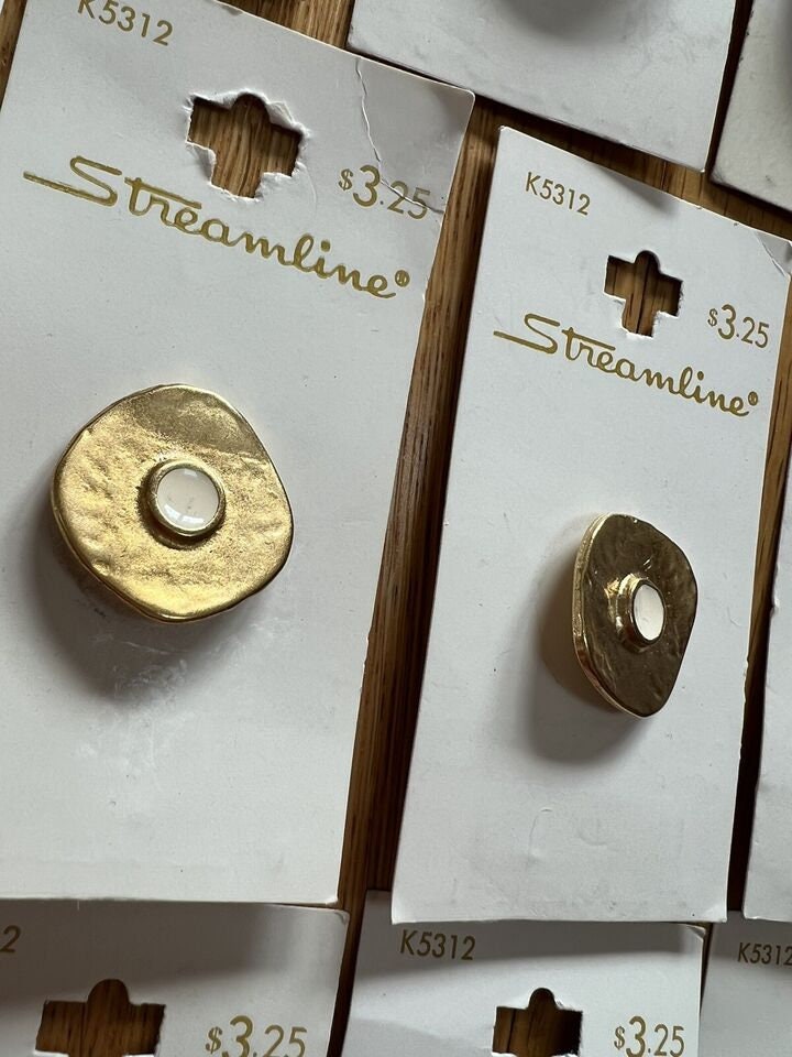 Vintage STREAMLINE Buttons Lotgold/whiteitalyround-ish2 Sizesk5312 ...