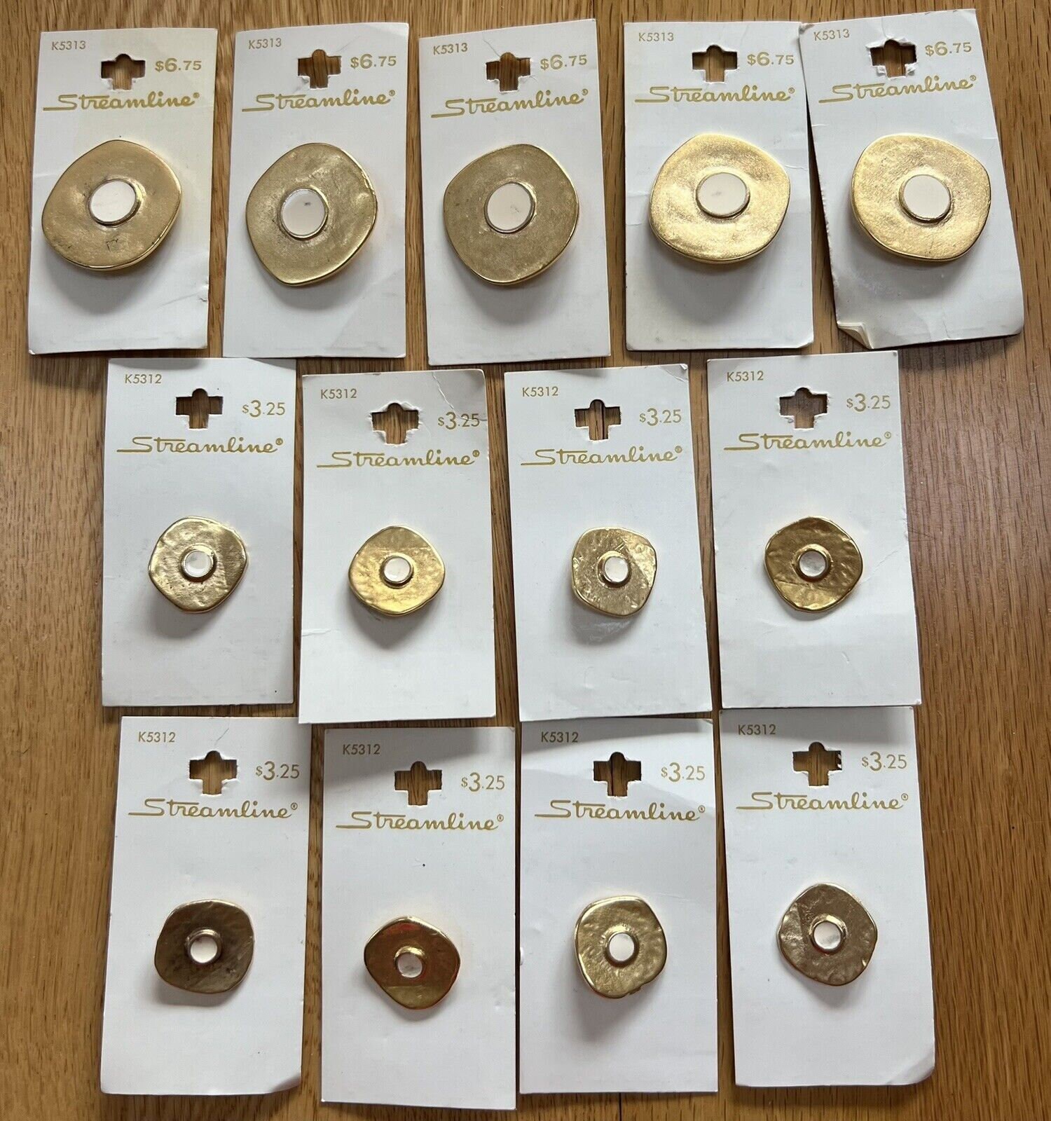 Vintage STREAMLINE Buttons Lotgold/whiteitalyround-ish2 Sizesk5312 ...