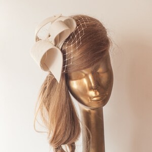 Unique Modern Cream FELT FASCINATOR , BRIDAL Fascinator . Ivory ...