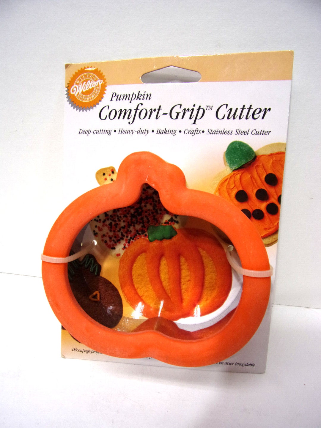 1998 New Wilton Heavy Duty Deep Cutting Comfort Grip Cookie Cutter ...