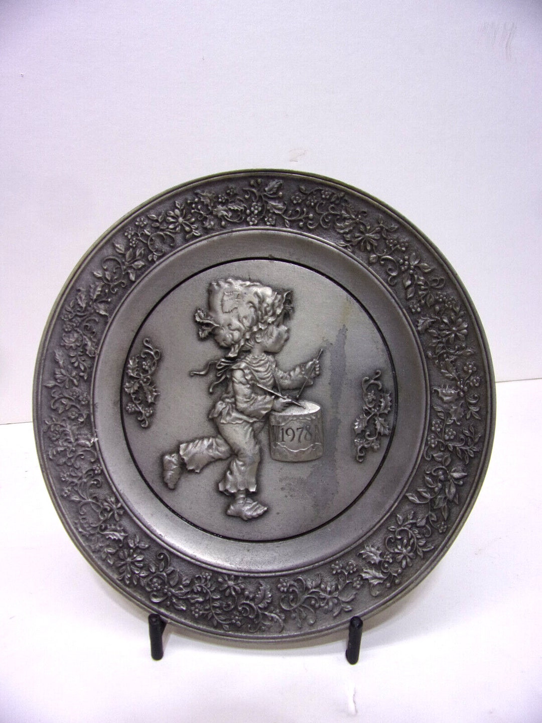 1978 Hallmark Mary Hamilton 5 7/8 Pewter Plate - Etsy