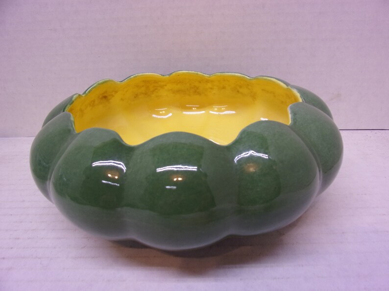 Red Wing Low Bowl Green Yellow 278 Art Pottery Scalloped Dish | Etsy