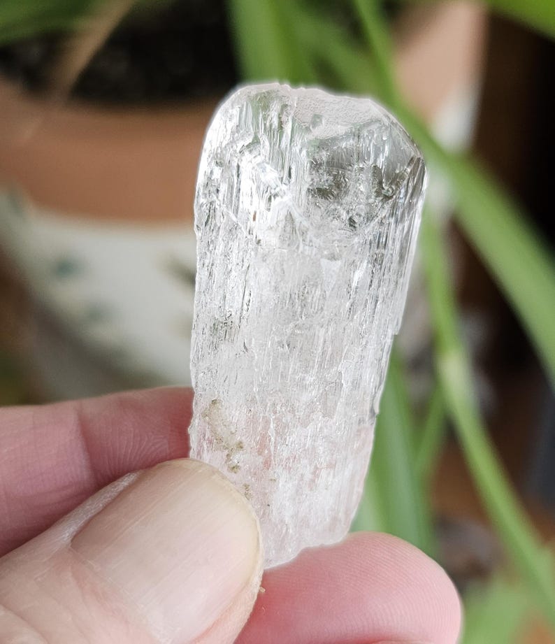 Danburite Crystal: 1.5" Healing Stone - Etsy UK