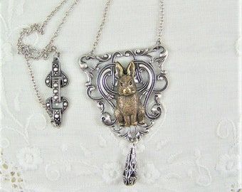 Peter Rabbit Necklace - Etsy