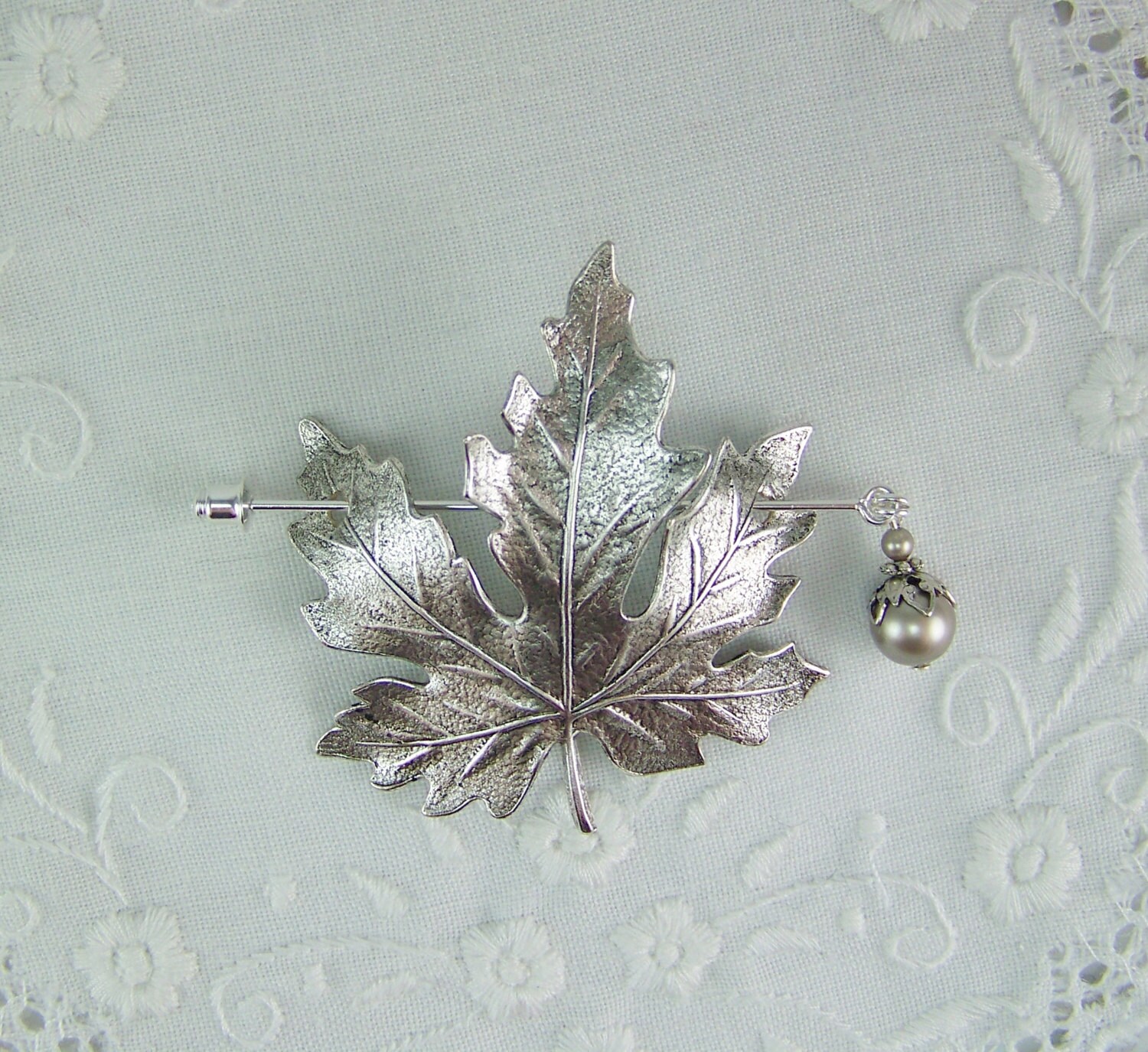 Maple Leaf Pin Shawl Pin Scarf Pin Sweater Pin Maple Leaf - Etsy