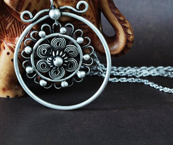 Old Tribal Silver Hmong pendant - Gem