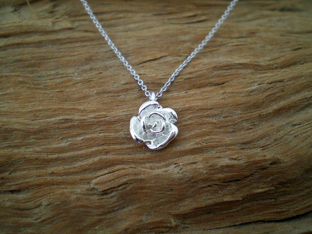 Silver Rose Necklace - Etsy