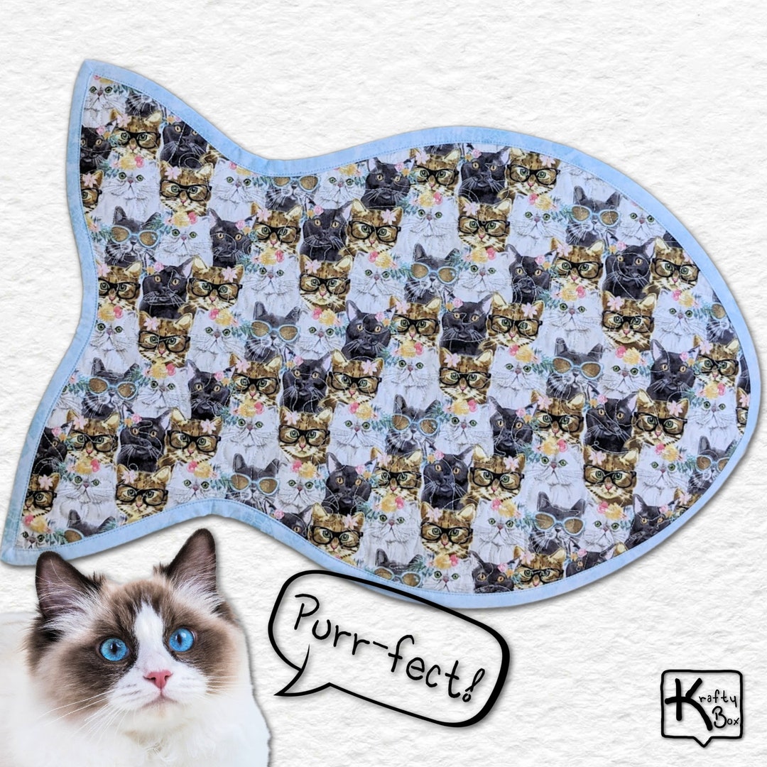 Cat Placemat Fish Shape Reversible Cute Cats Wearing Glasses & Flowers ...