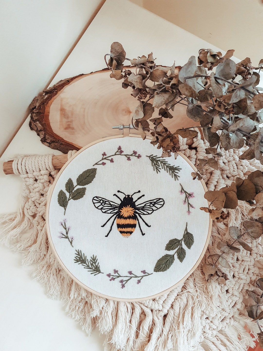 Bee Hand Embroidery, Floral Honey Bee Clipart, Bee Happy Print ...