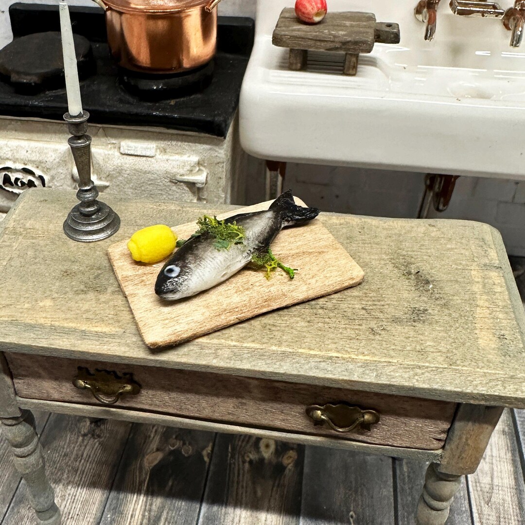 Dollhouse Miniature Fish on Cutting Board, Miniature Food, Mini Cooking ...