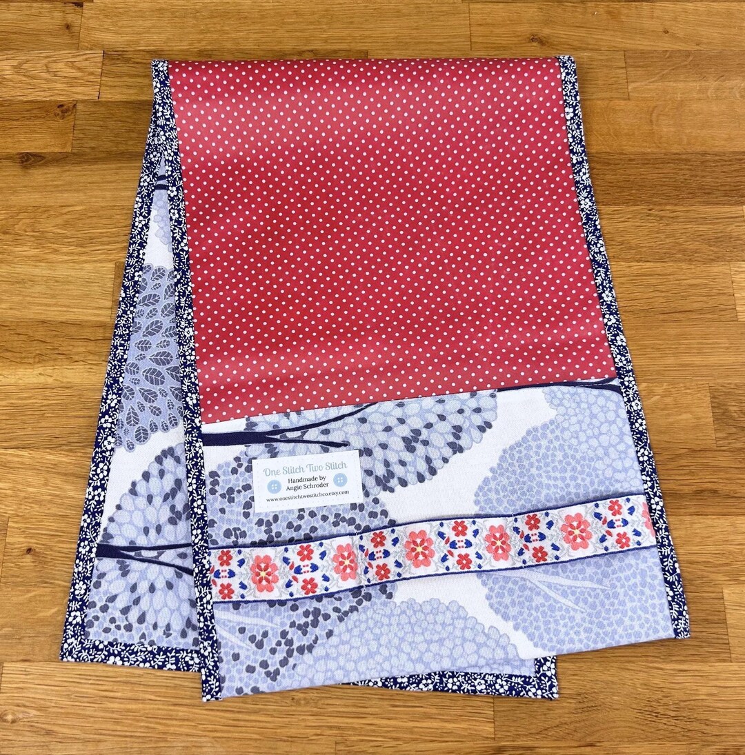 Spinners Lap Cloth Craft Mat Lounge Arm Chair Craft Organiser Spinning ...