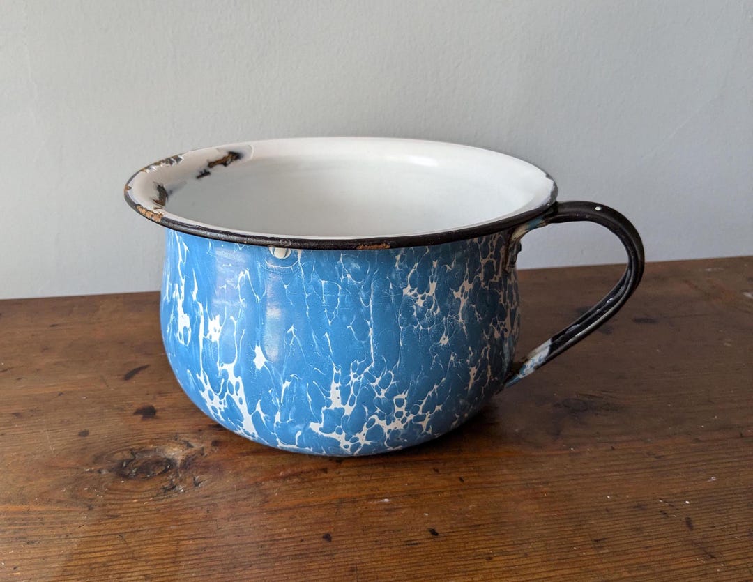 Large Enamel Blue & White Swirl Chamber Pot, Vintage Enamelware, Bath ...