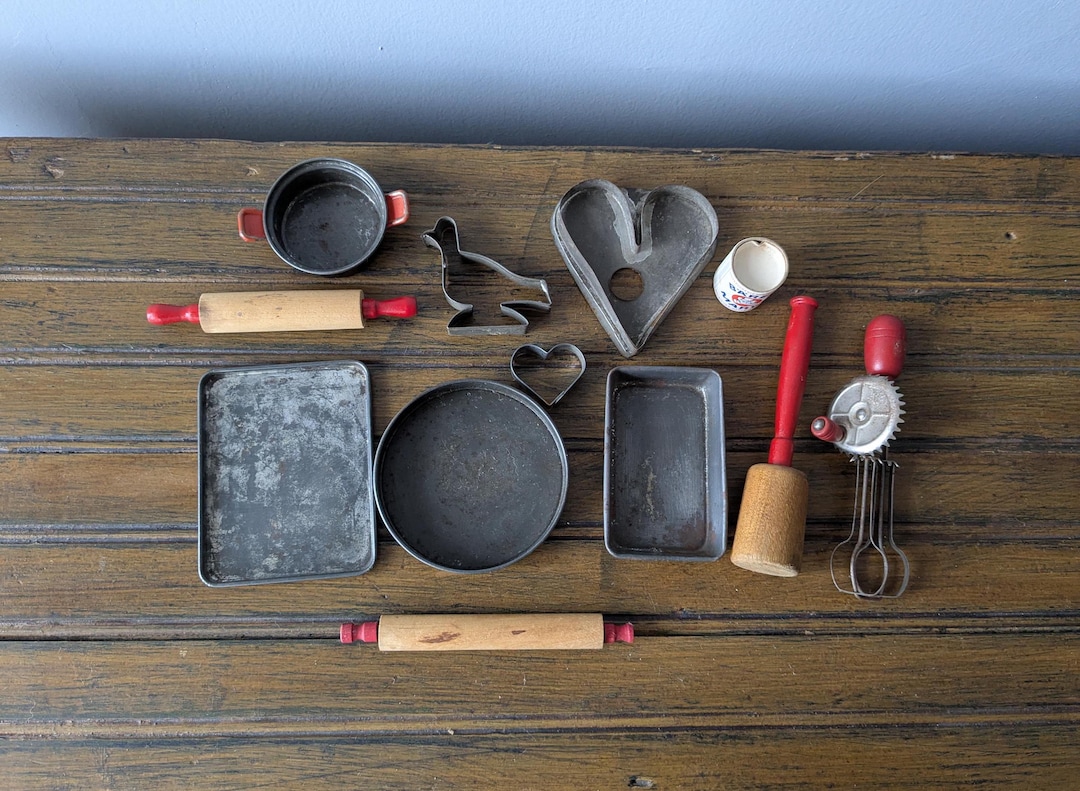 Bundle Toy Play Kitchen Items, Rolling Pins, Wood Masher, Baking Pans ...