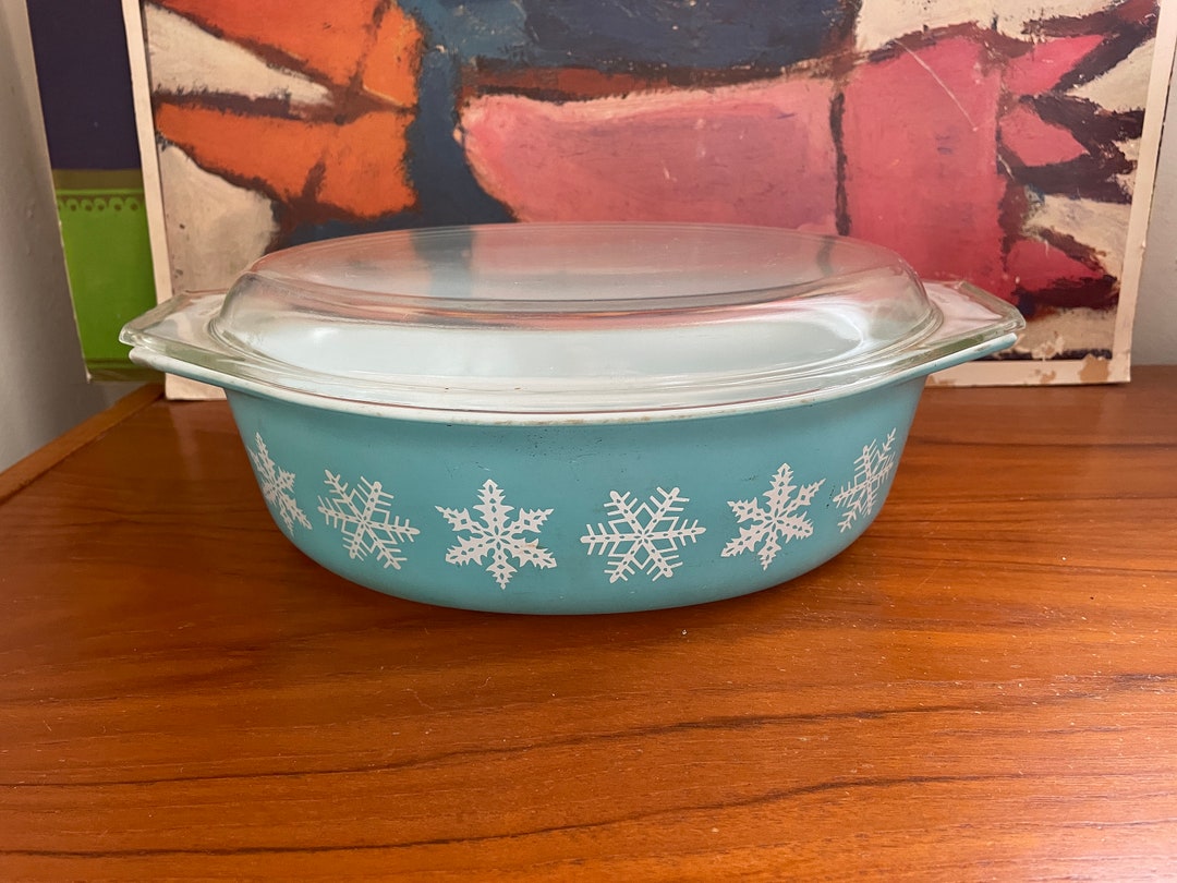Pyrex Aqua Snowflakes Casserole - Etsy