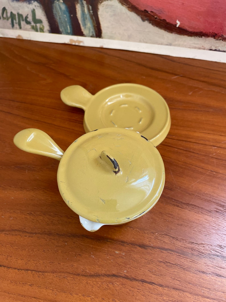 Vintage Mustard Yellow Descoware Cast Iron Butter Warmer With Lid and ...