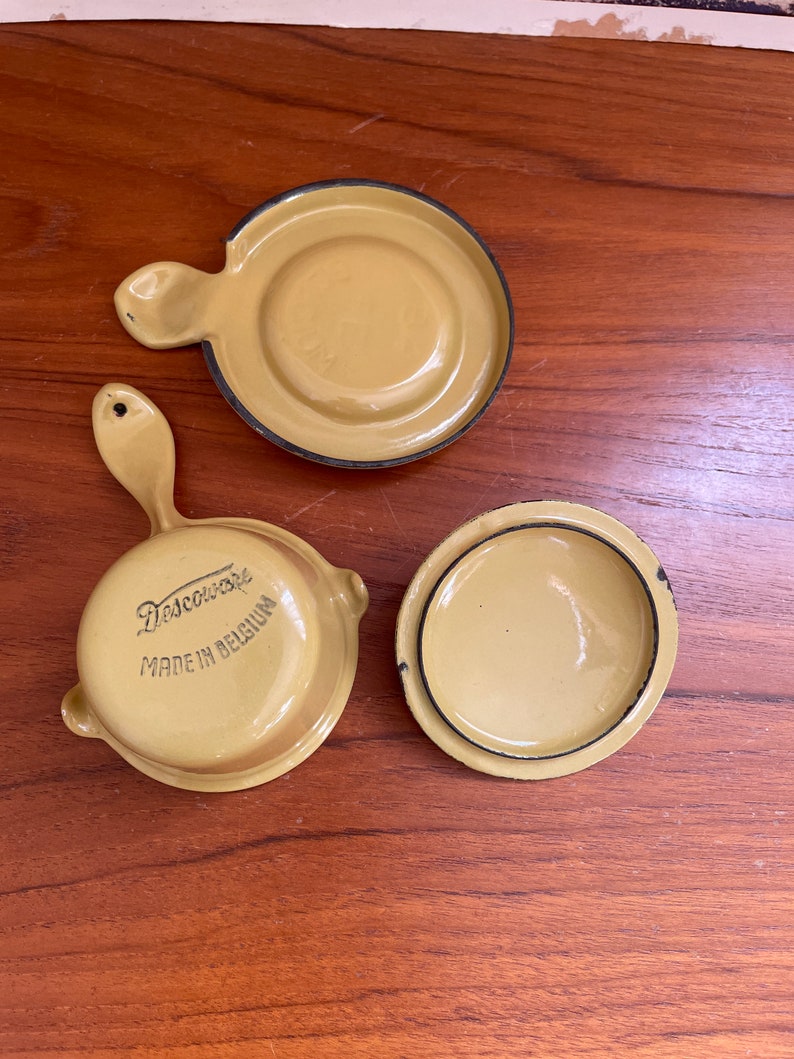 Vintage Mustard Yellow Descoware Cast Iron Butter Warmer With Lid and ...