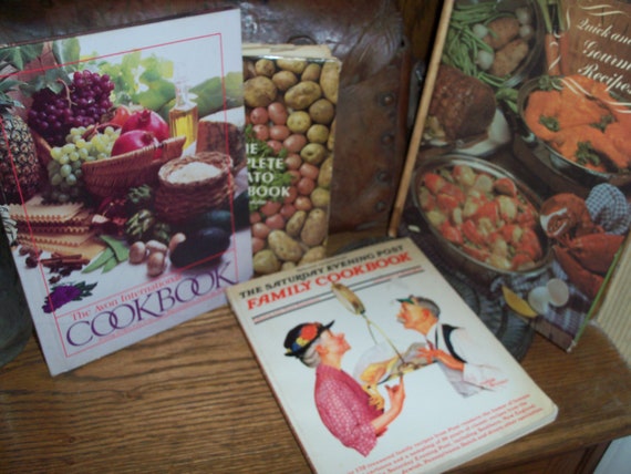 Set of 4 Vintage Cookbooks Kitchen Cooking Chef Gourmet Avon - Etsy