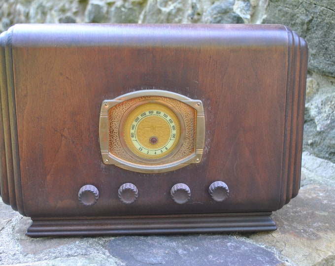 Antique Radio Awesome Display Stewart-warner Craft-built Music History ...