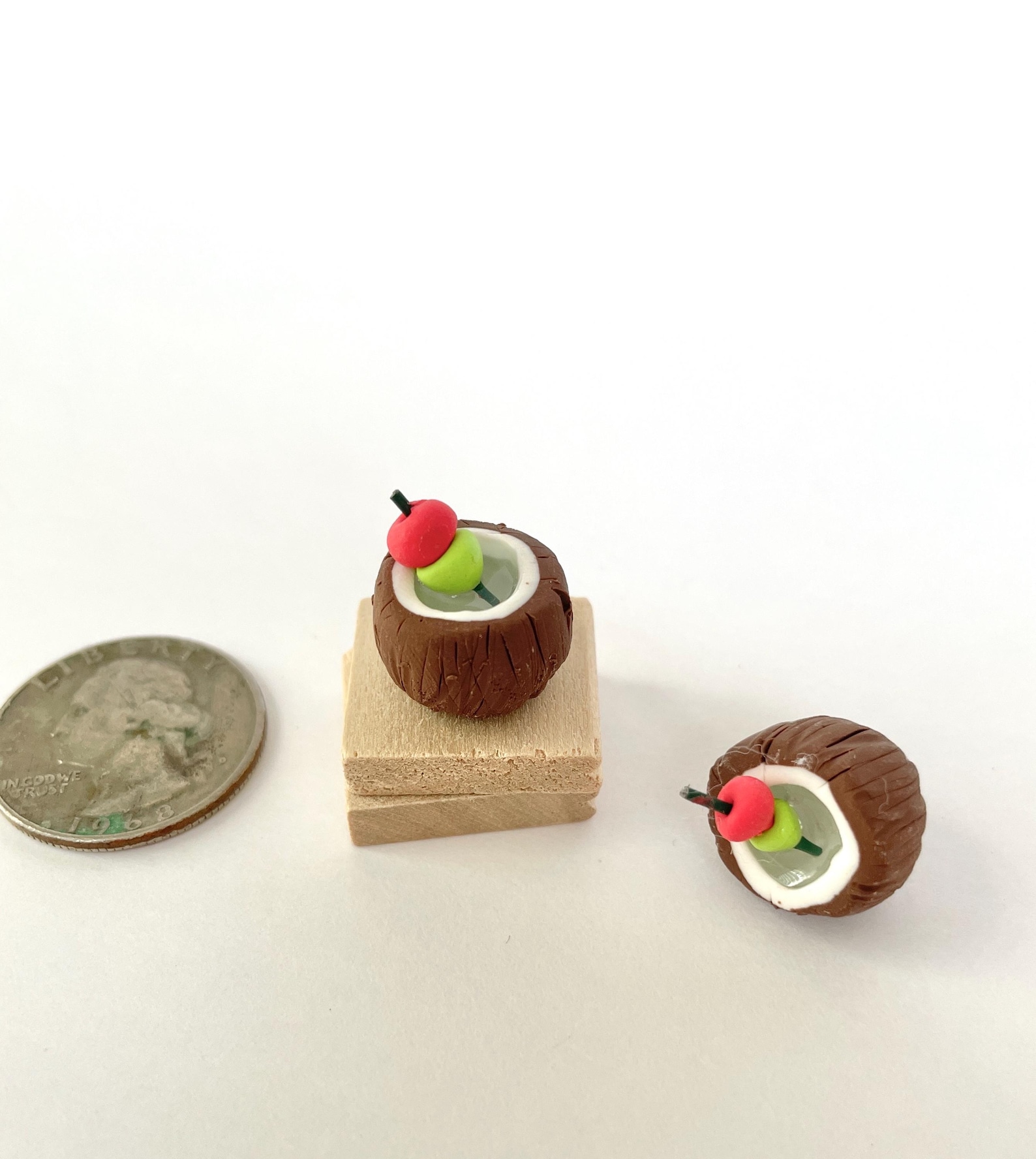 Miniature Tropical Coconut Drink, Handmade Polymer Clay & Resin Drink ...