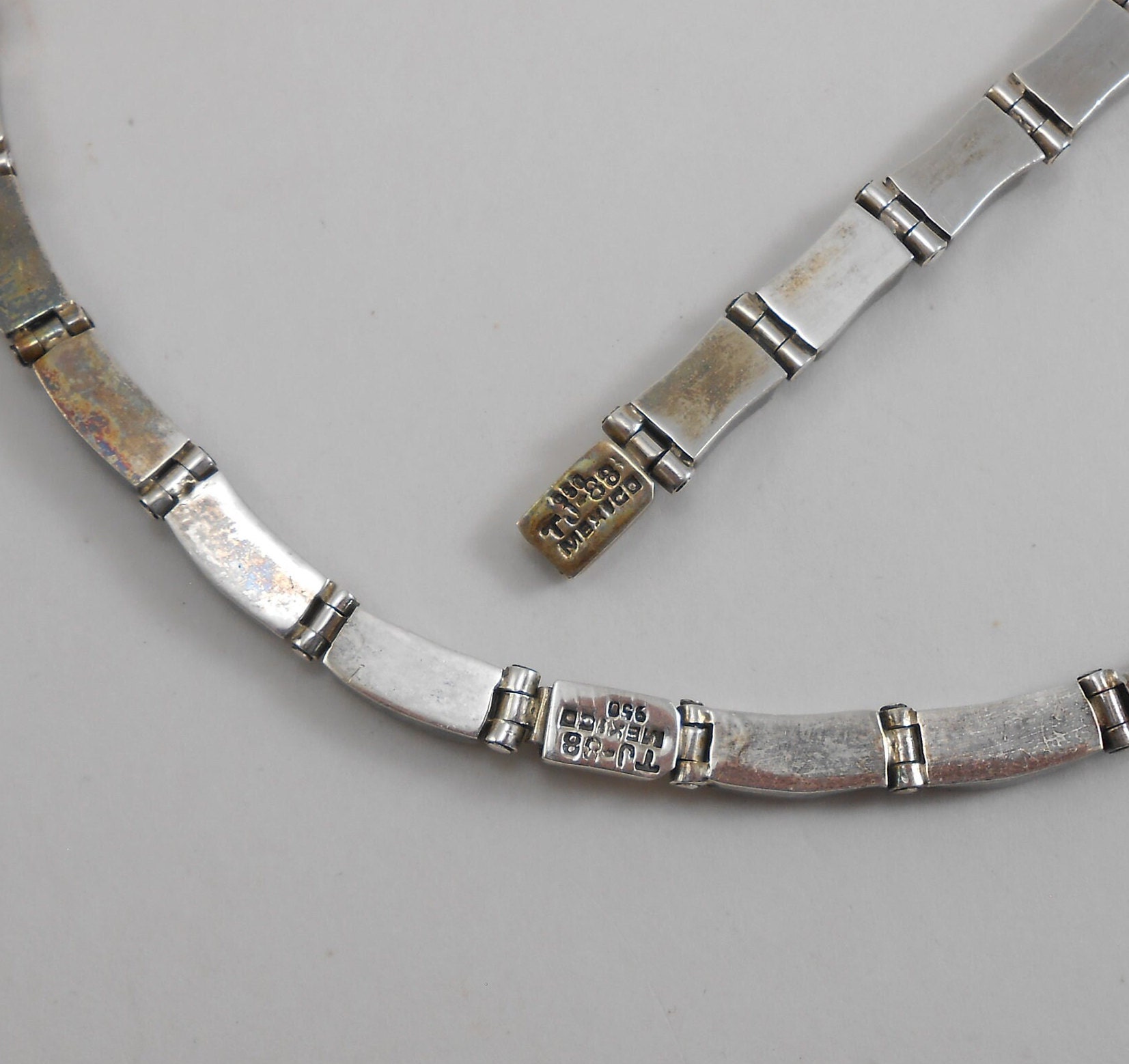 Mexico 950 Silver and Onyx Necklace and Bracelet Set Signed Mexico 950 Silver and Onyx Necklace and Bracelet Set Signed