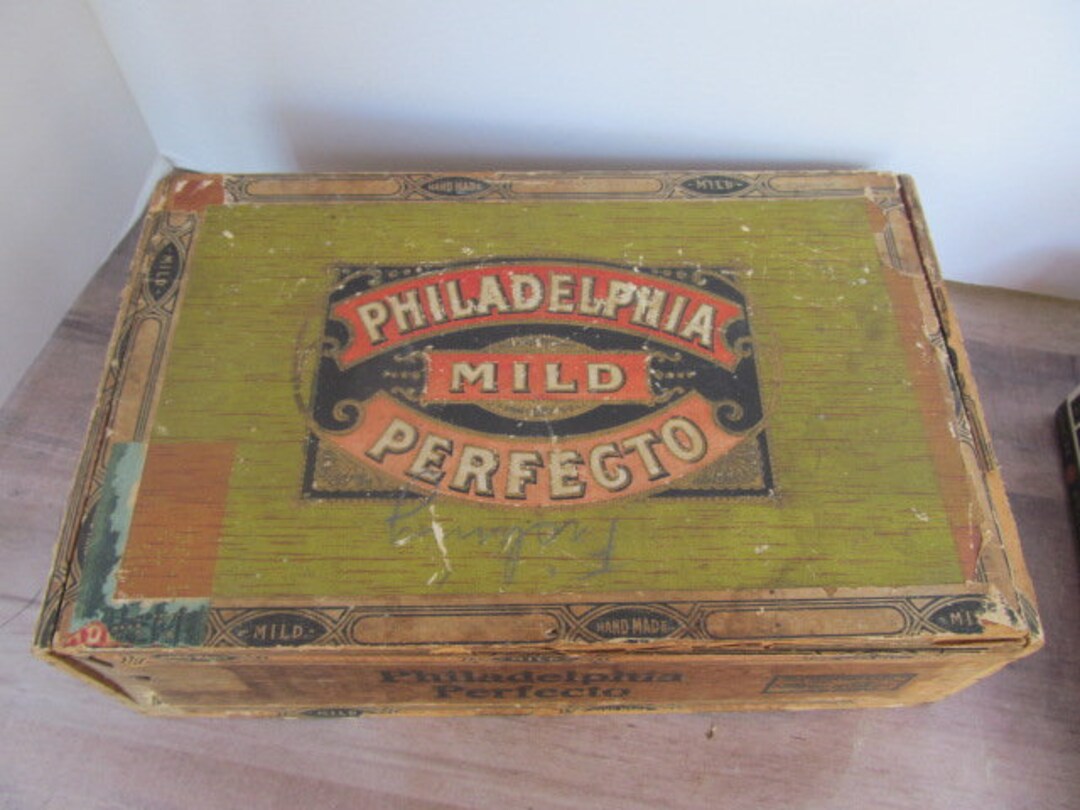Philadelphia Mild Cigar Box Wooden Cigar Box Handmade Cigars Labels ...