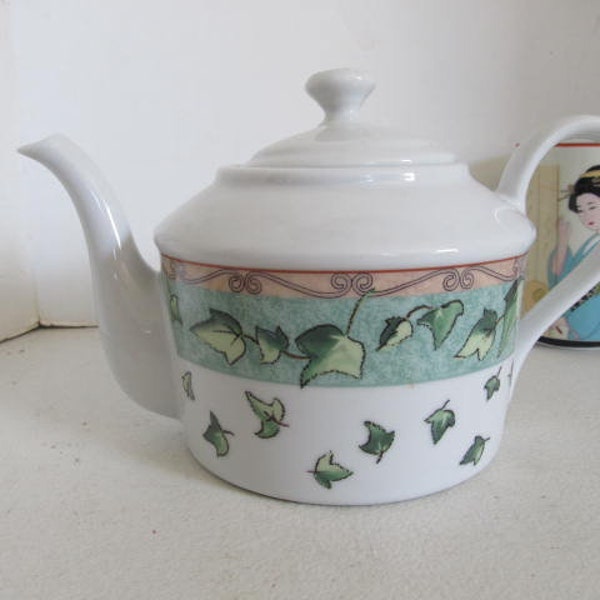 Ivy Teapot - Etsy