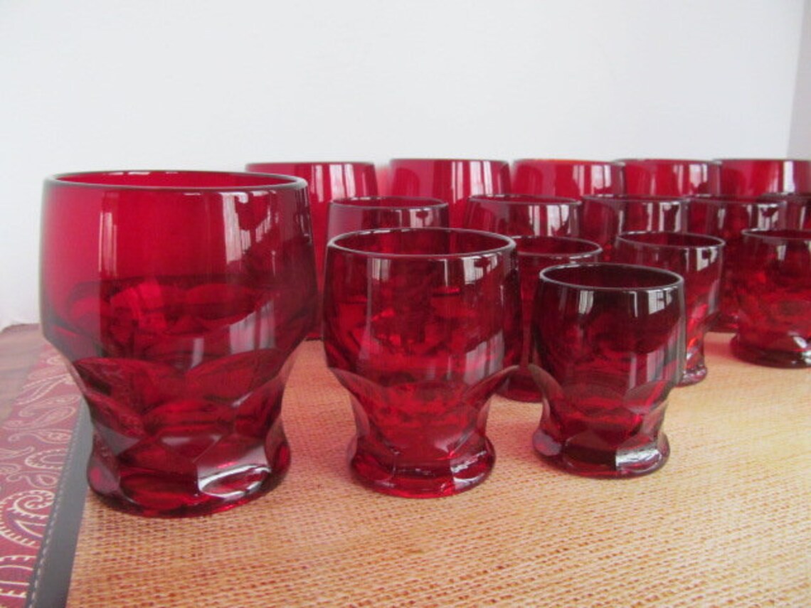 Set of 4 Ruby Red Thumbprint Pattern Shot Glasses Ruby Shot - Etsy