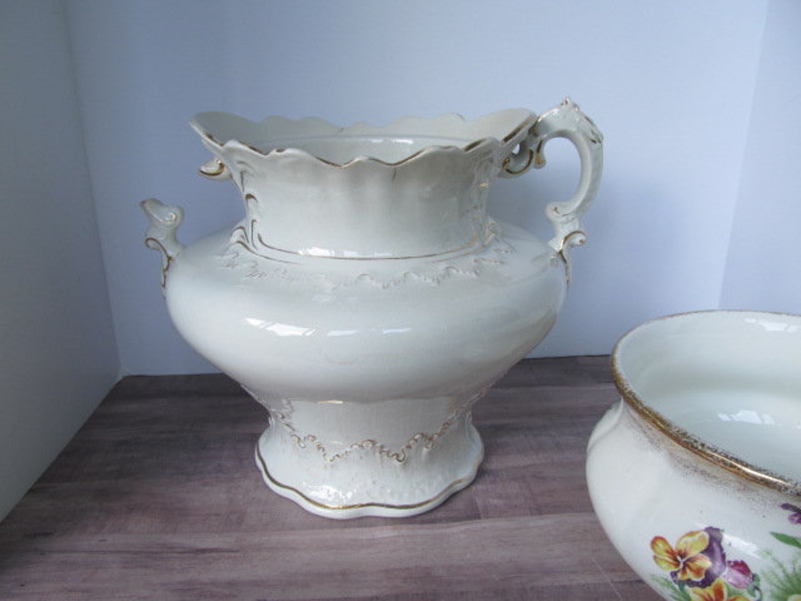 Slop Bucket Wheeling Pottery Chamber Pot Antique Chamber Pot Slop Pot ...