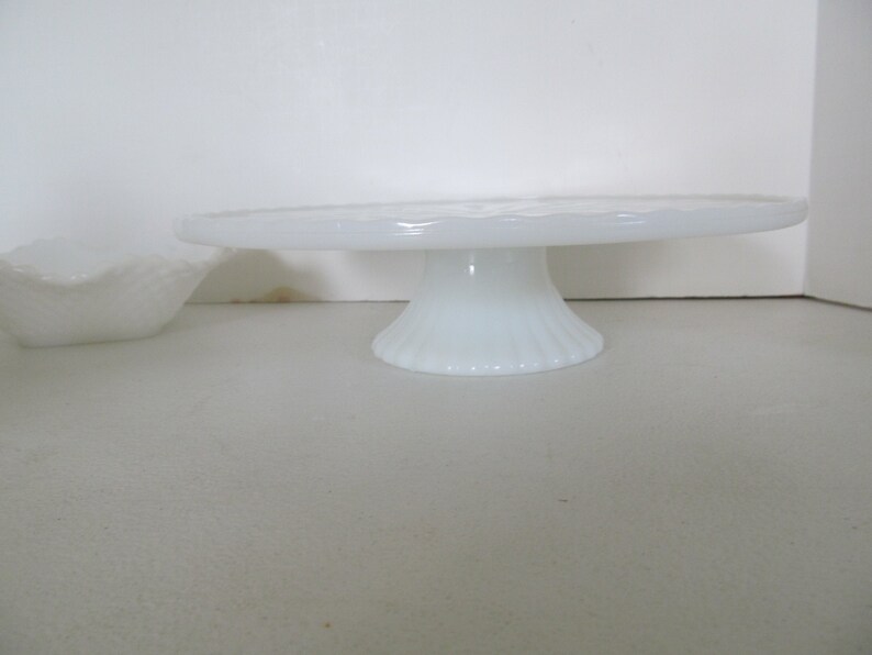 MCM Pedestal Cake Plate Milk Glass Cake Plate Wedding Table | Etsy