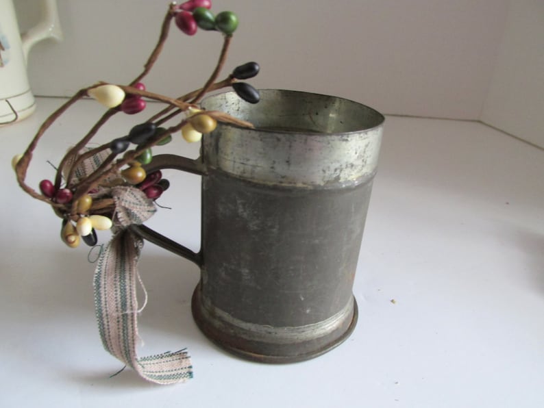 Antique Primitive Kitchen Decor Tin Cups Prim Decor Rusty Tin | Etsy