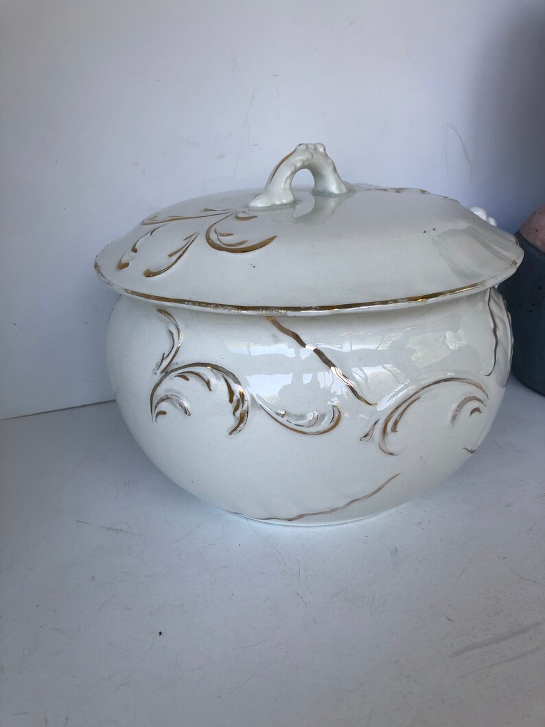 White and Gold Chamber Pot Commode Victorian Vanity Items - Etsy