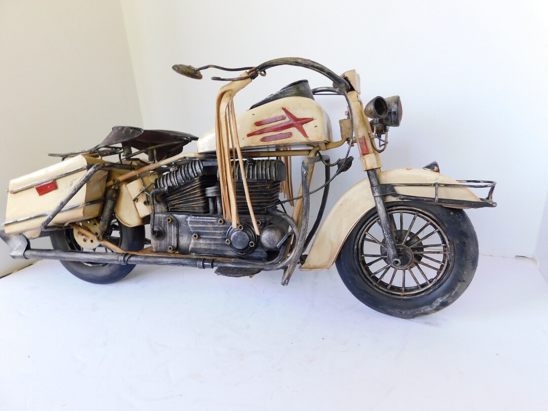 Huge Metal Motorcycle Leather Tassle Handlebarstoys Motorcycle Leather ...