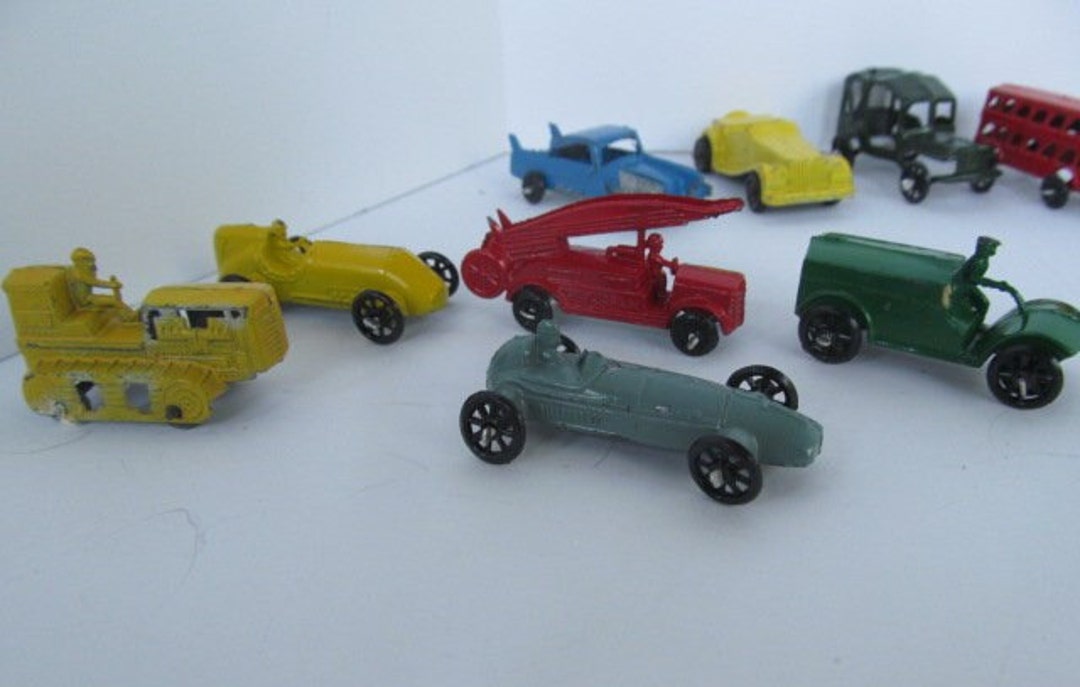 5 Miniature Japan Cars with Men Antique Miniature Japan Toy Cars with ...