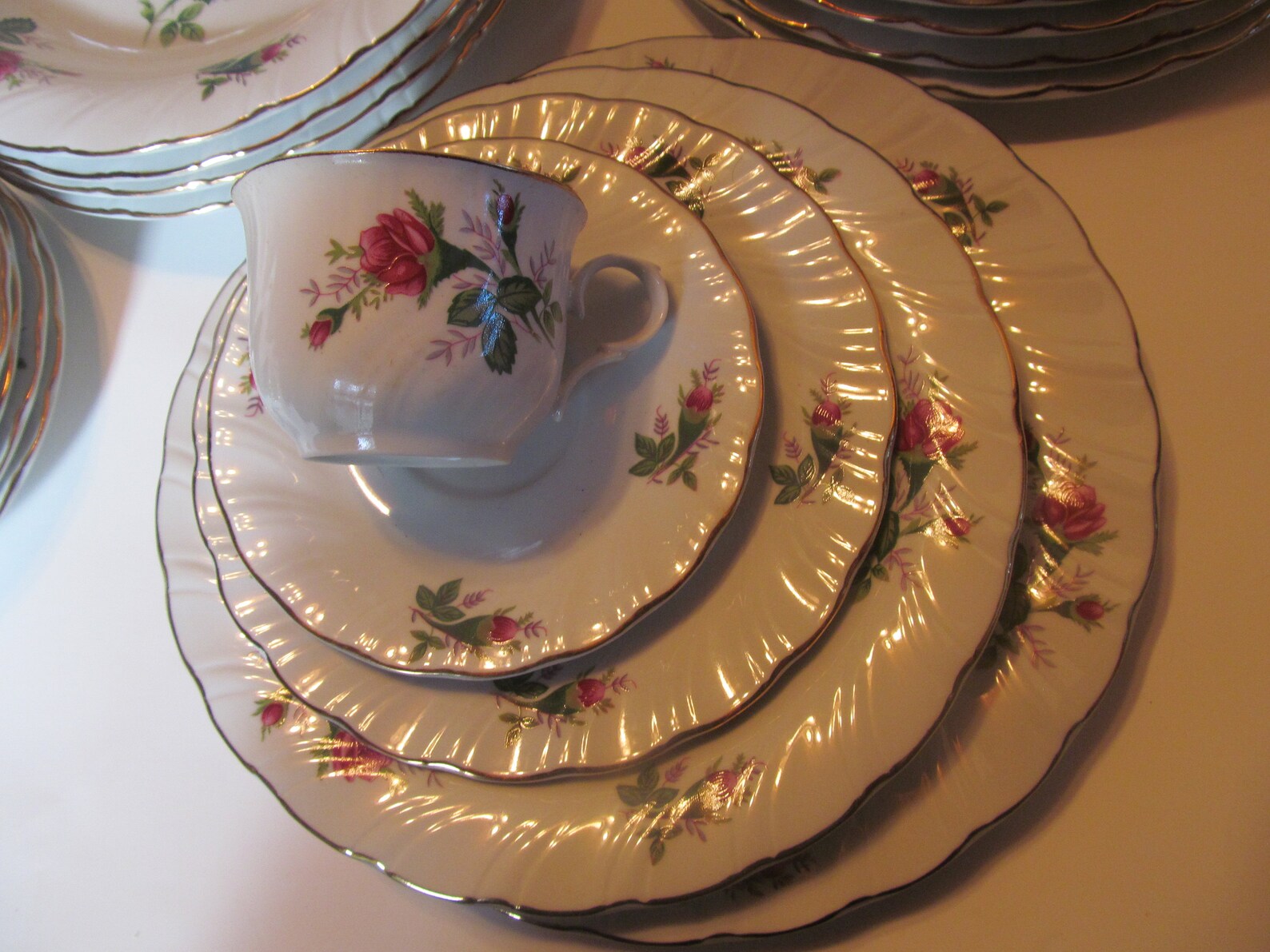 Service for 8 Dinnerware Set Mid Century Dining Decor Red - Etsy