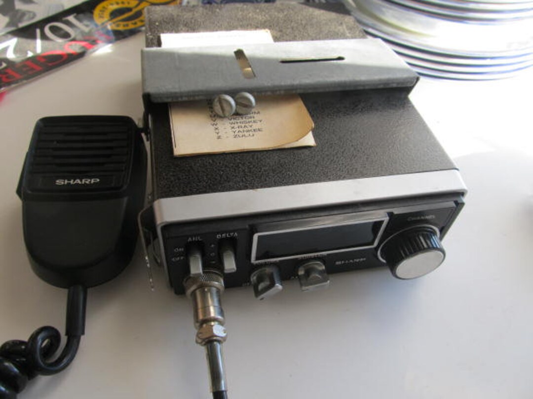 Sharp CB Radio Equipment off the Grid Living Supplies Vintage Cb Radio ...