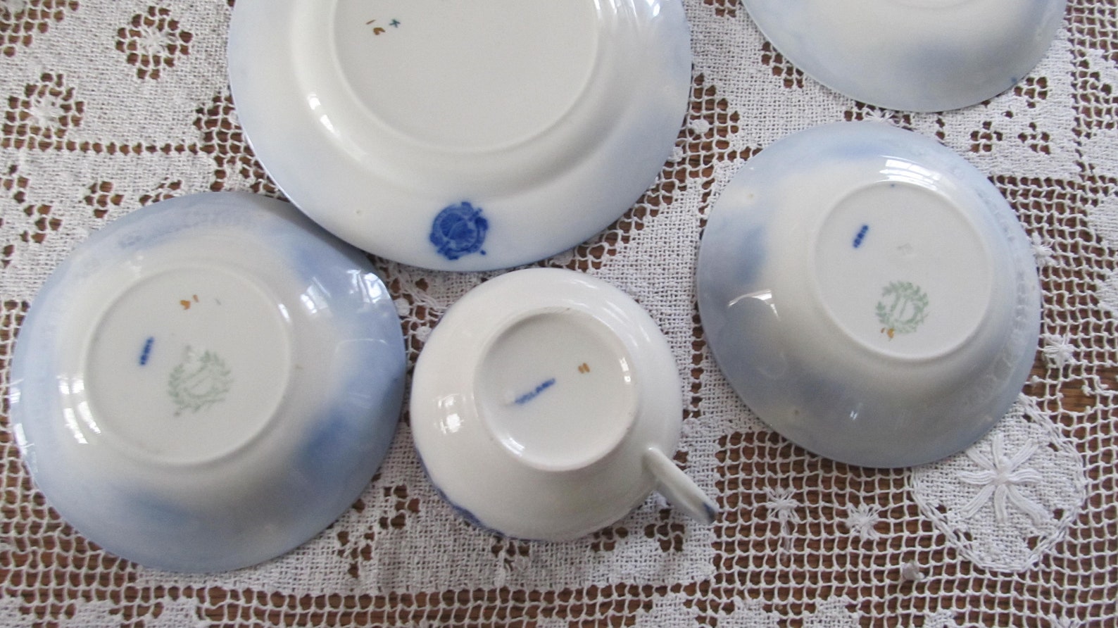 Stunning Flow Blue Dinnerware Set Large Flow Blue Set Grindley Idris ...