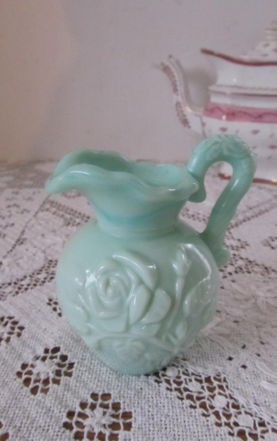 Avon Jadeite Pitcher Green Slag Glass Pitcher Shabby Cottage Rose Decor ...