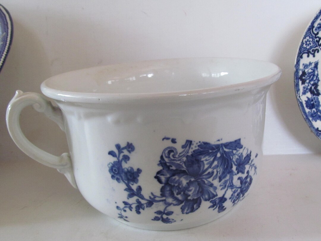 Flow Blue Chamber Pot Maddocks Lamberton Works Royal Porcelain Chamber ...