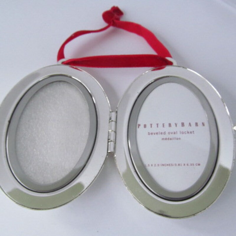 Locket Display - Etsy