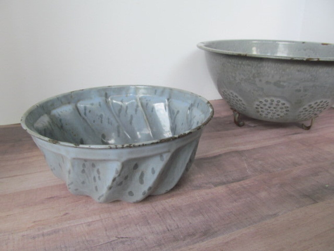 Gray Granite Ware Jello Mold Gray Enamel Ware Primitive Home - Etsy
