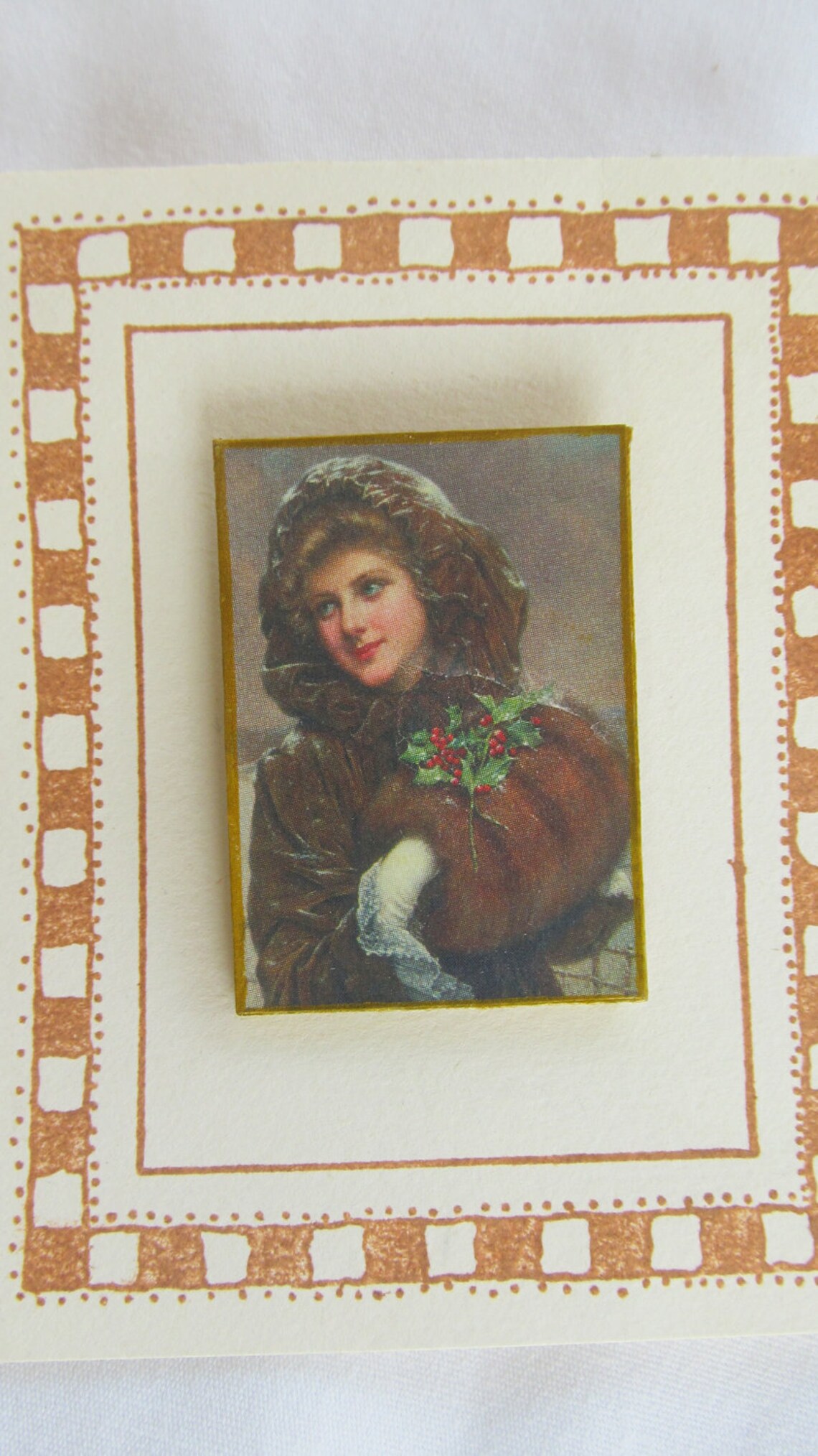 Holiday Edwardian Brooch Victorian Lady Portrait Victorian Brooch Holly ...