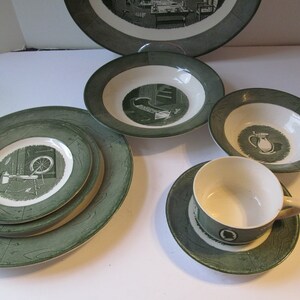 Royal China Colonial Homestead Pattern Cups and Saucers Dinner Plate ...