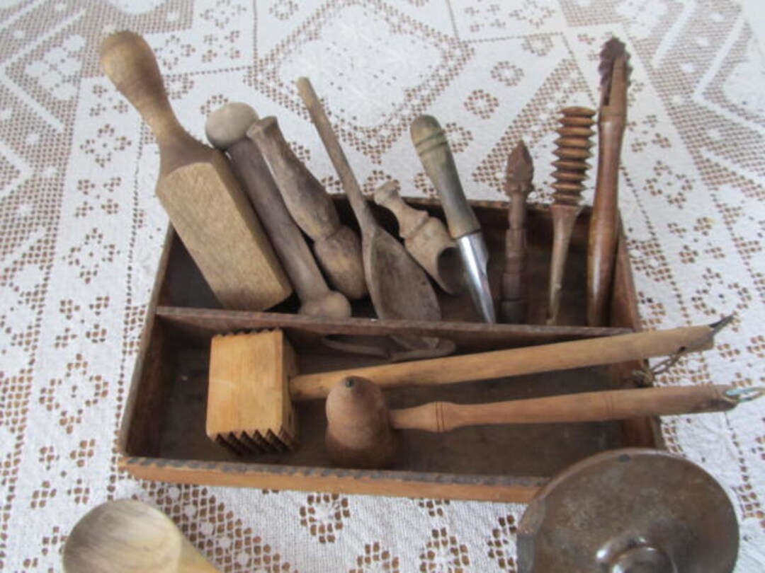 Primitive Wooden Meat Tenderizers Wooden Utensils Colonial Farmhouse ...