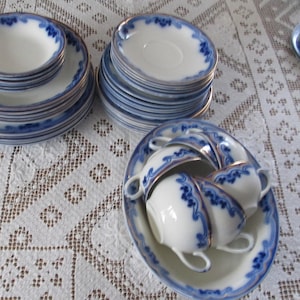 Stunning Flow Blue Dinnerware Set Large Flow Blue Set Grindley Idris ...