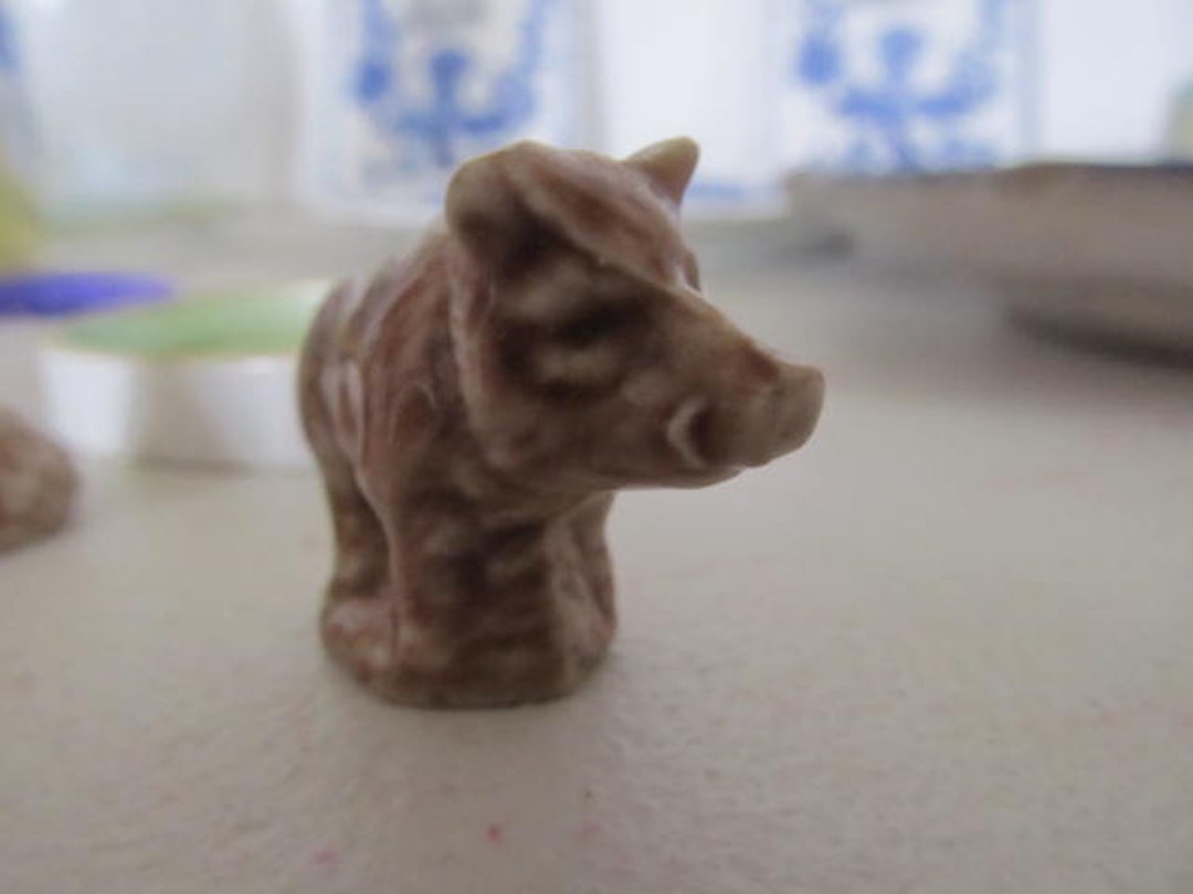 Brown Wild Boar Pig WADE English Wade Red Rose Tea Figurine Boar Wade ...