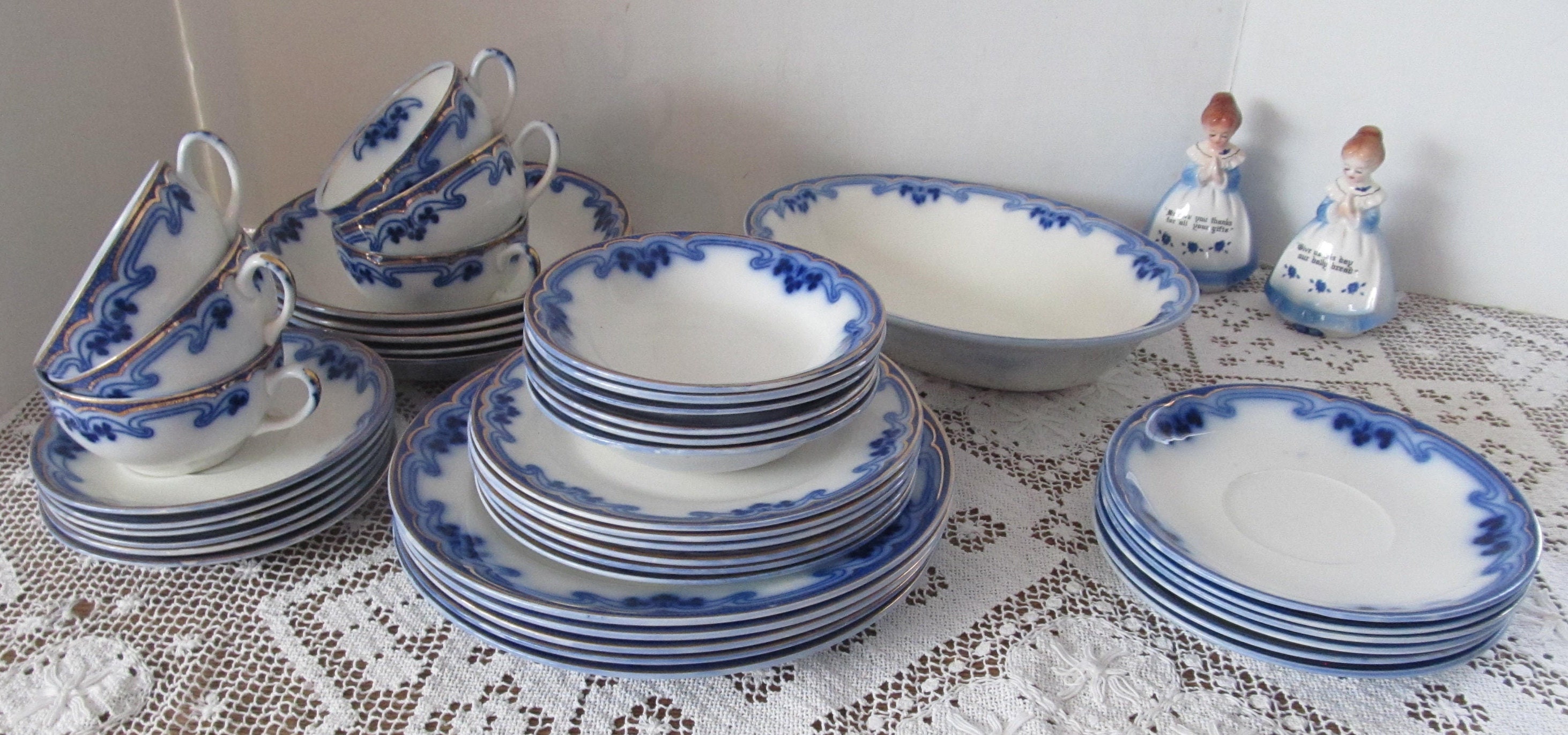 Stunning Flow Blue Dinnerware Set Large Flow Blue Set Grindley Idris ...