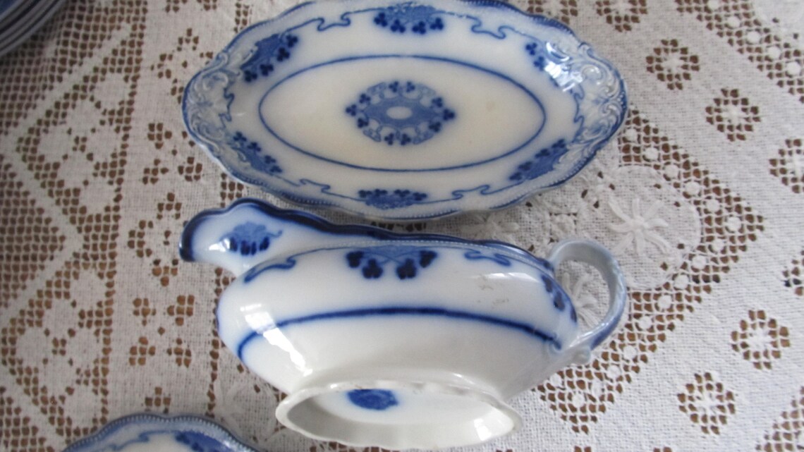 Lorne Grindley Flow Blue Replacement China Serving Platter Shamrock ...