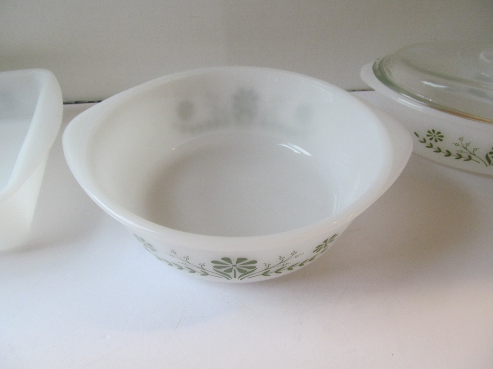 Green Glasbake Round Casserole Primrose Dream Baking Dish Green Daisy ...
